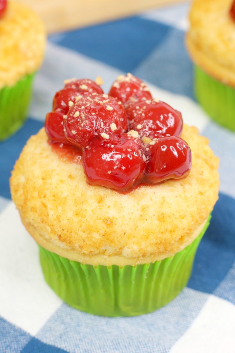 Cherry Pie Cupcakes - Yummmy Recipes