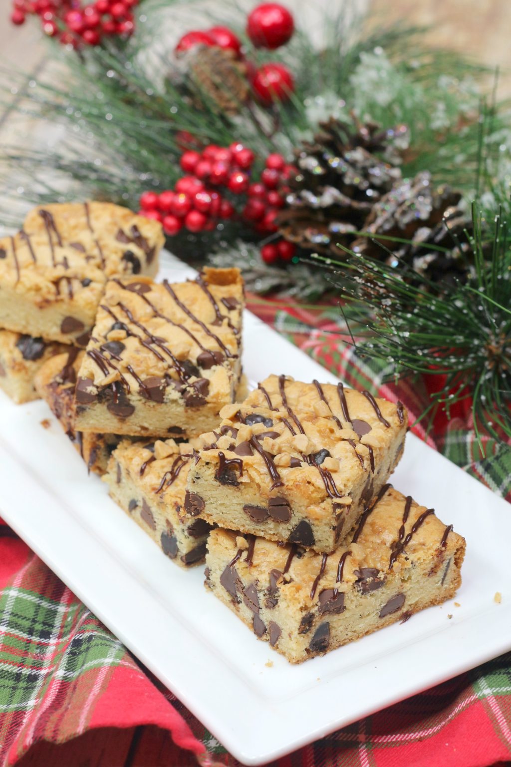 Toffee Espresso Cookie Bars - Yummmy Recipes