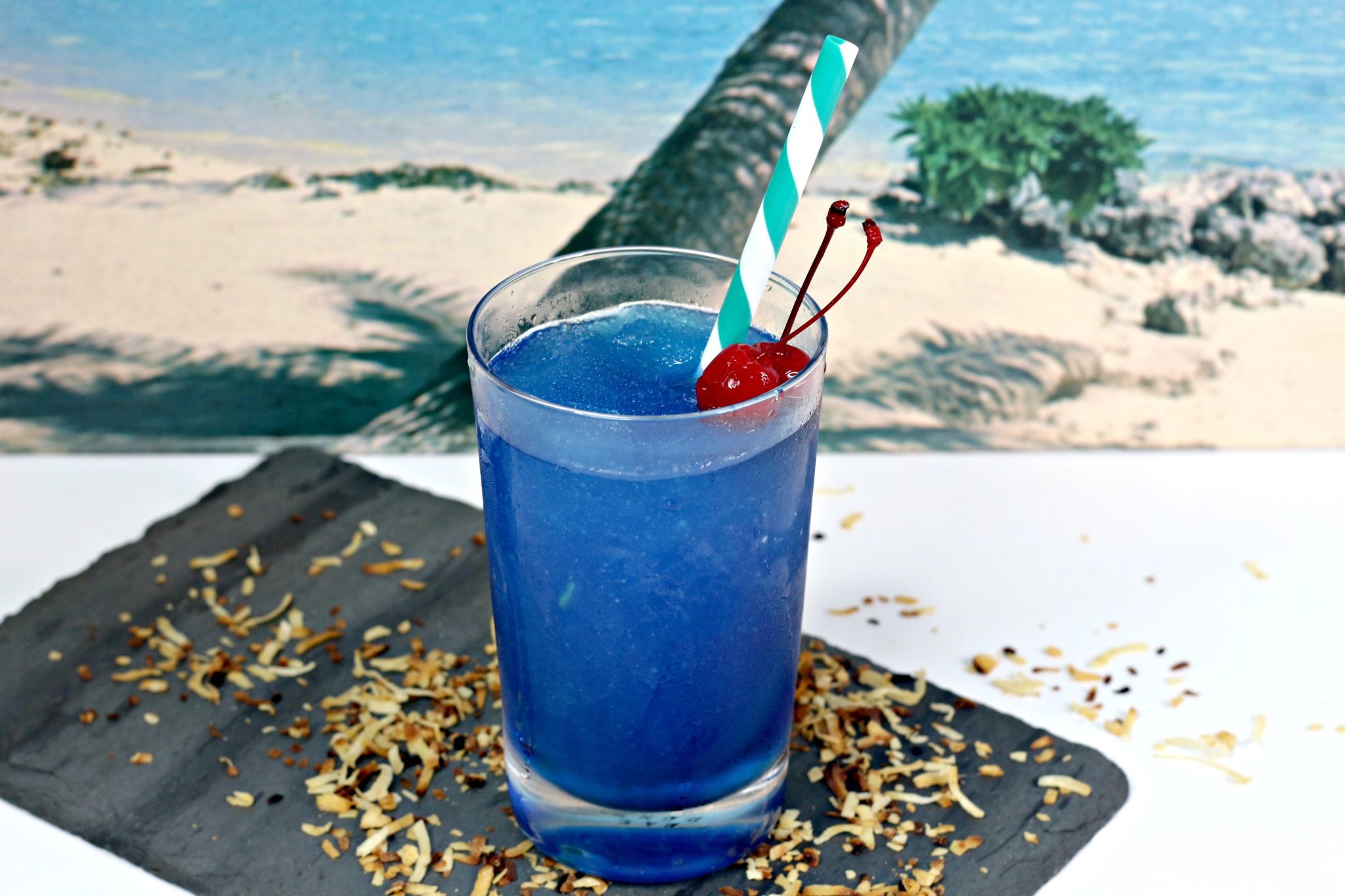 Tsunami Cocktail - Yummmy Recipes